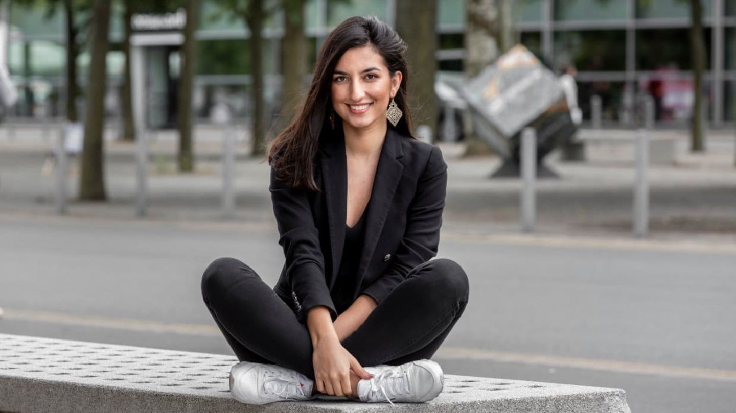 Wie Aya Jaff Digitalisierung, Umwelt und Geldanlage unter einen Hut ...