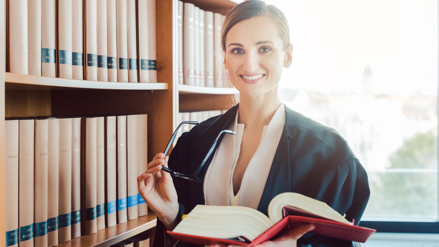 Projektarbeit statt Kanzleijob: Neuer Arbeitsmarkt-Trend für Juristen ...