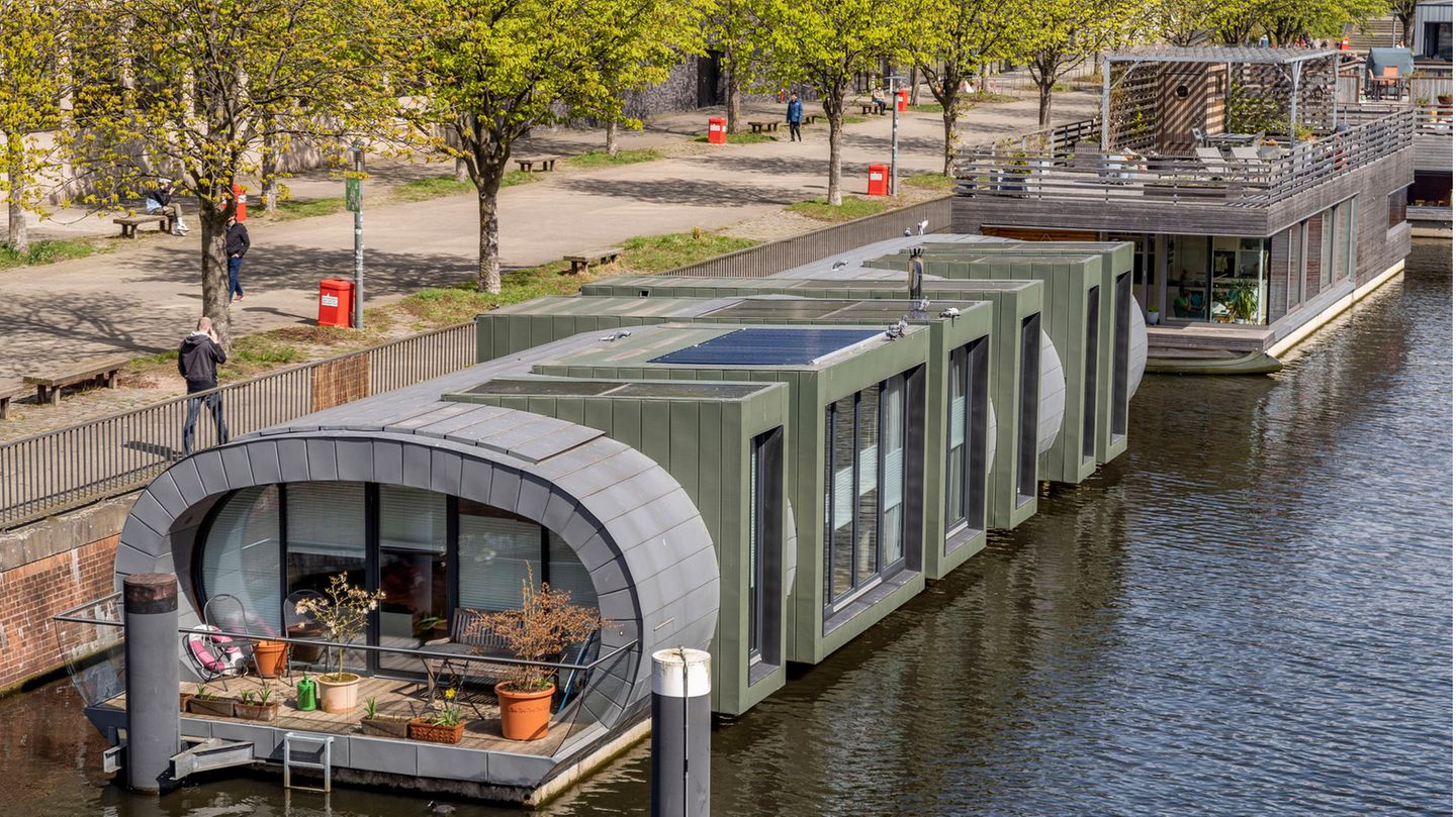 Wohnraum auf dem Wasser: Lösen Hausboote das Wohnungsproblem? - Capital.de