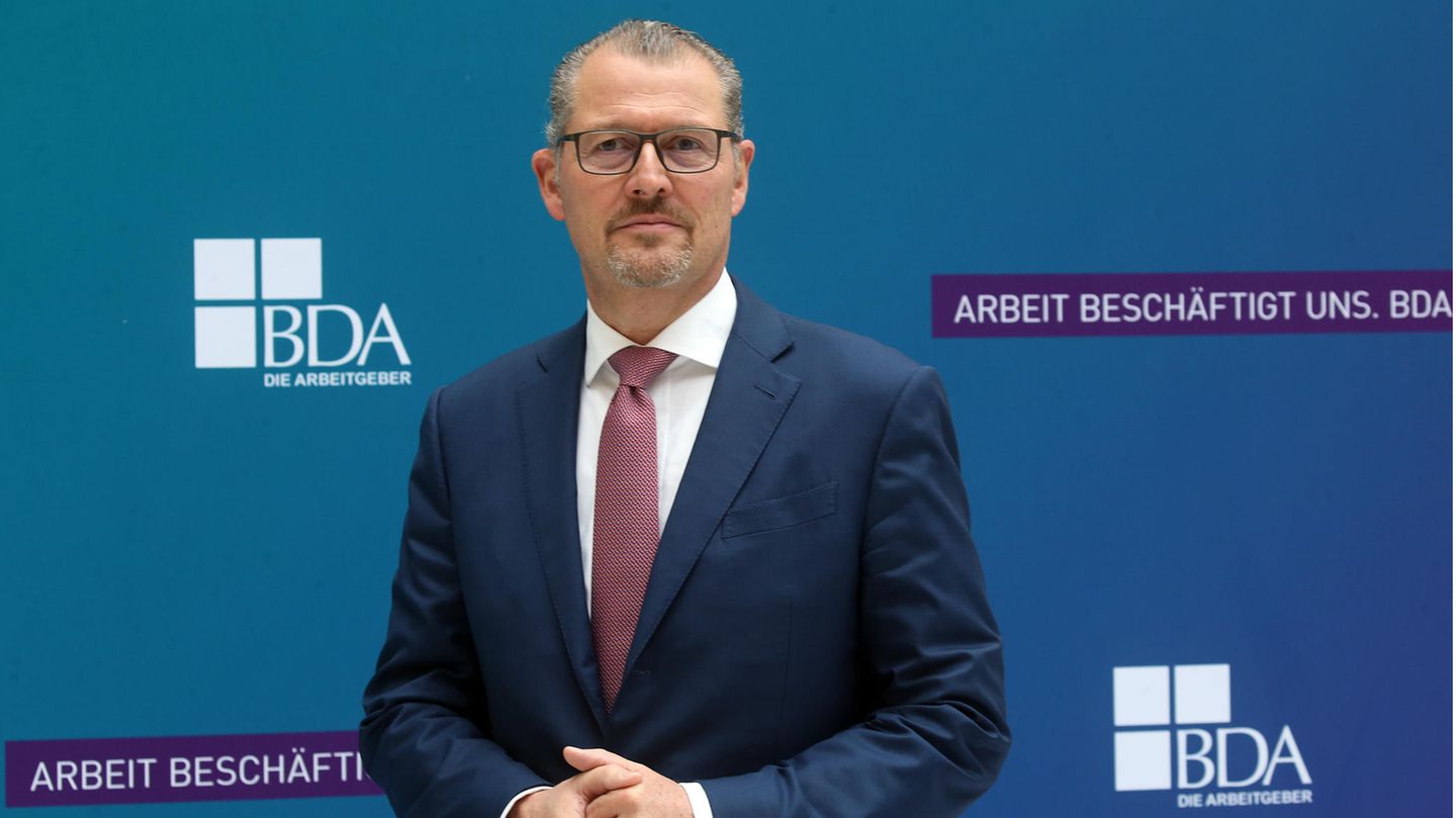 Arbeitgeberpräsident Dulger: „Vier-Tage-Woche gefährdet unseren ...