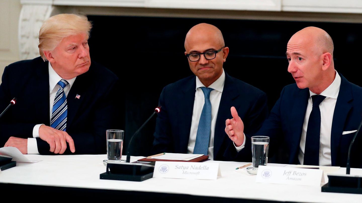 Wie Amazon-Gründer Jeff Bezos Frieden mit Donald Trump schloss - Capital.de