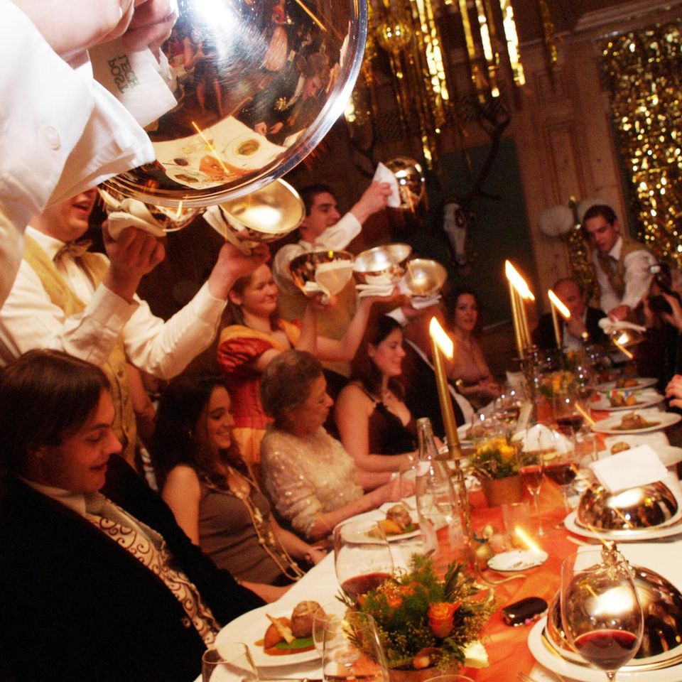 Lizenzpartner des Edel-Immobilienmaklers Engel & Völkers insolvent - Capital.de