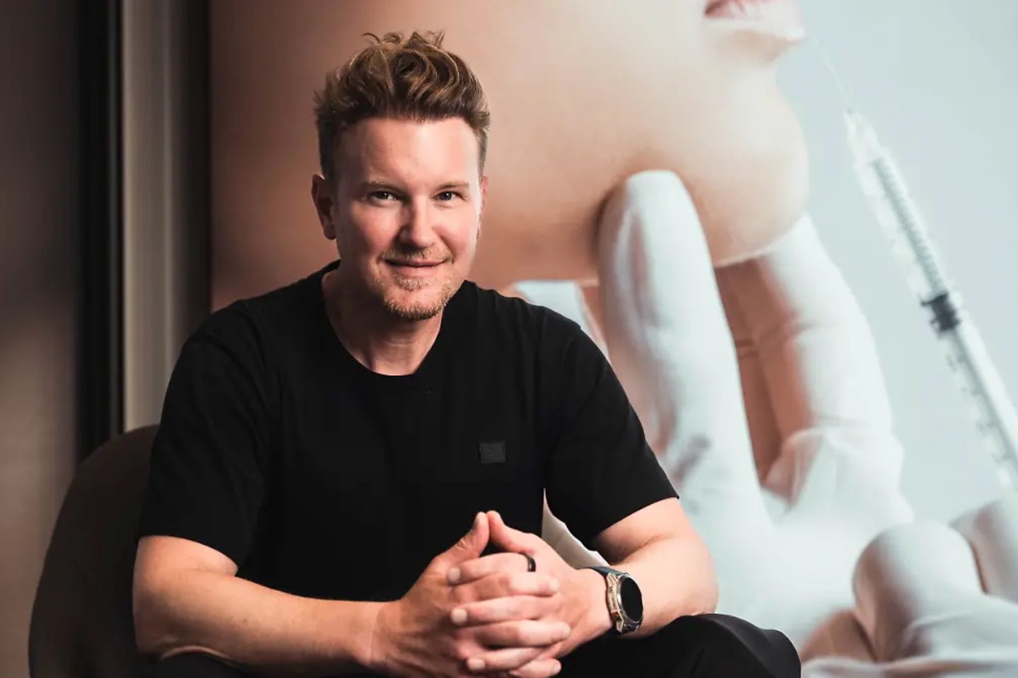 Dermatologe Felix Bertram über seine erste Million - Capital.de