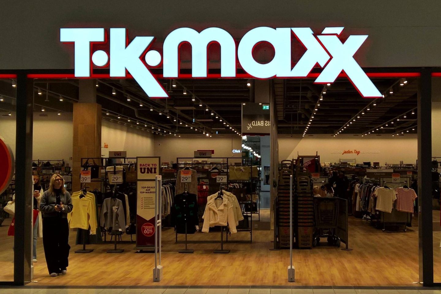 TK Maxx: Ein Blick hinter die Kulissen des Schnäppchen-Imperiums ...