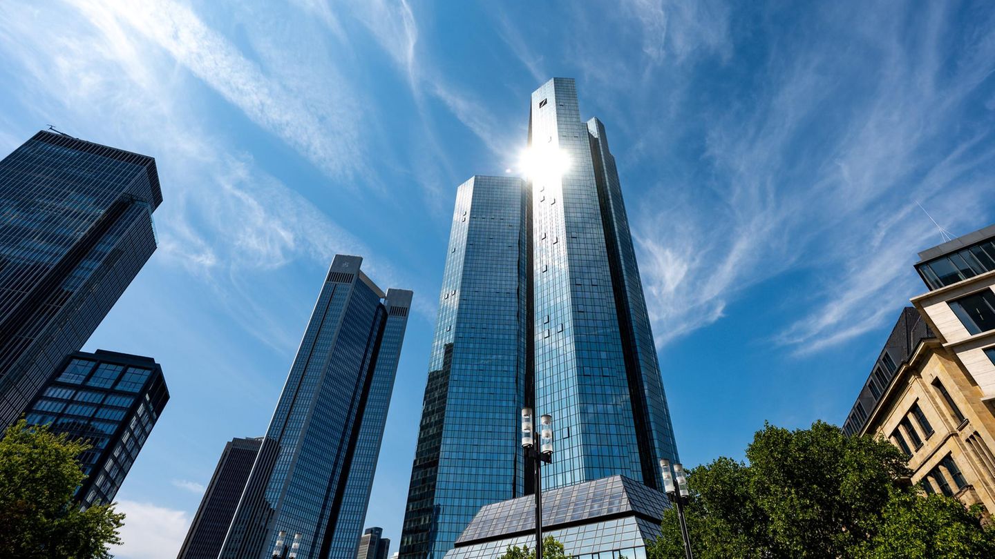 Analystenerwartungen übertroffen: Deutsche Bank legt überraschend gute ...
