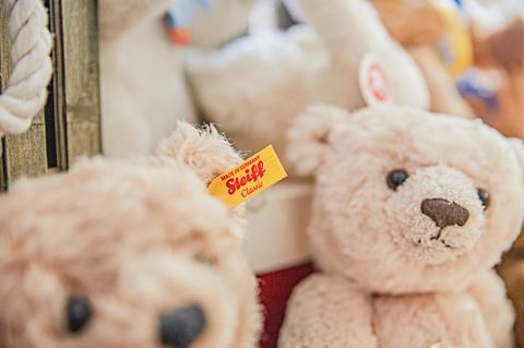 Spielehersteller Ravensburger übernimmt Teddy-Marke Steiff - Capital.de